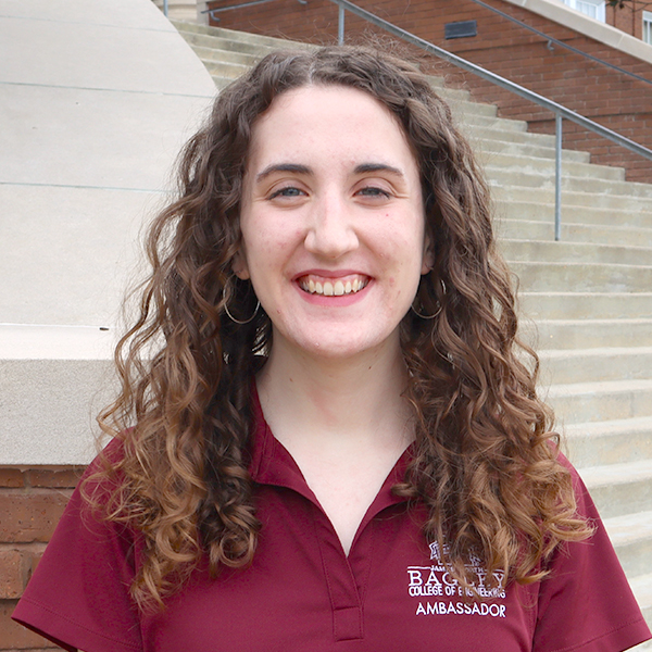 Tara Broome's Instagram, Twitter & Facebook on IDCrawl